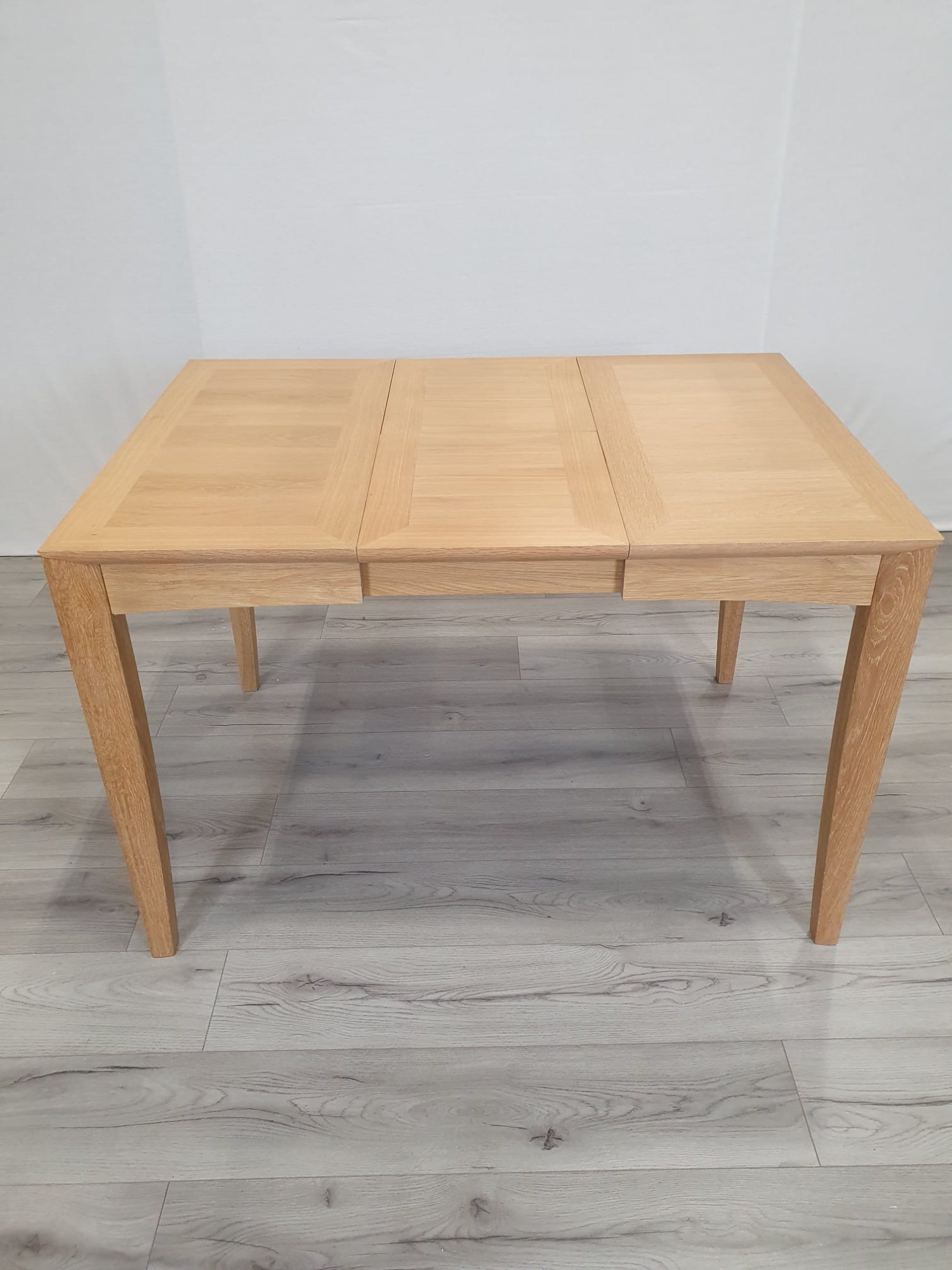 Bergen Oak Extension Table | 2-4 Seater | Dining Furniture - Bentley ...