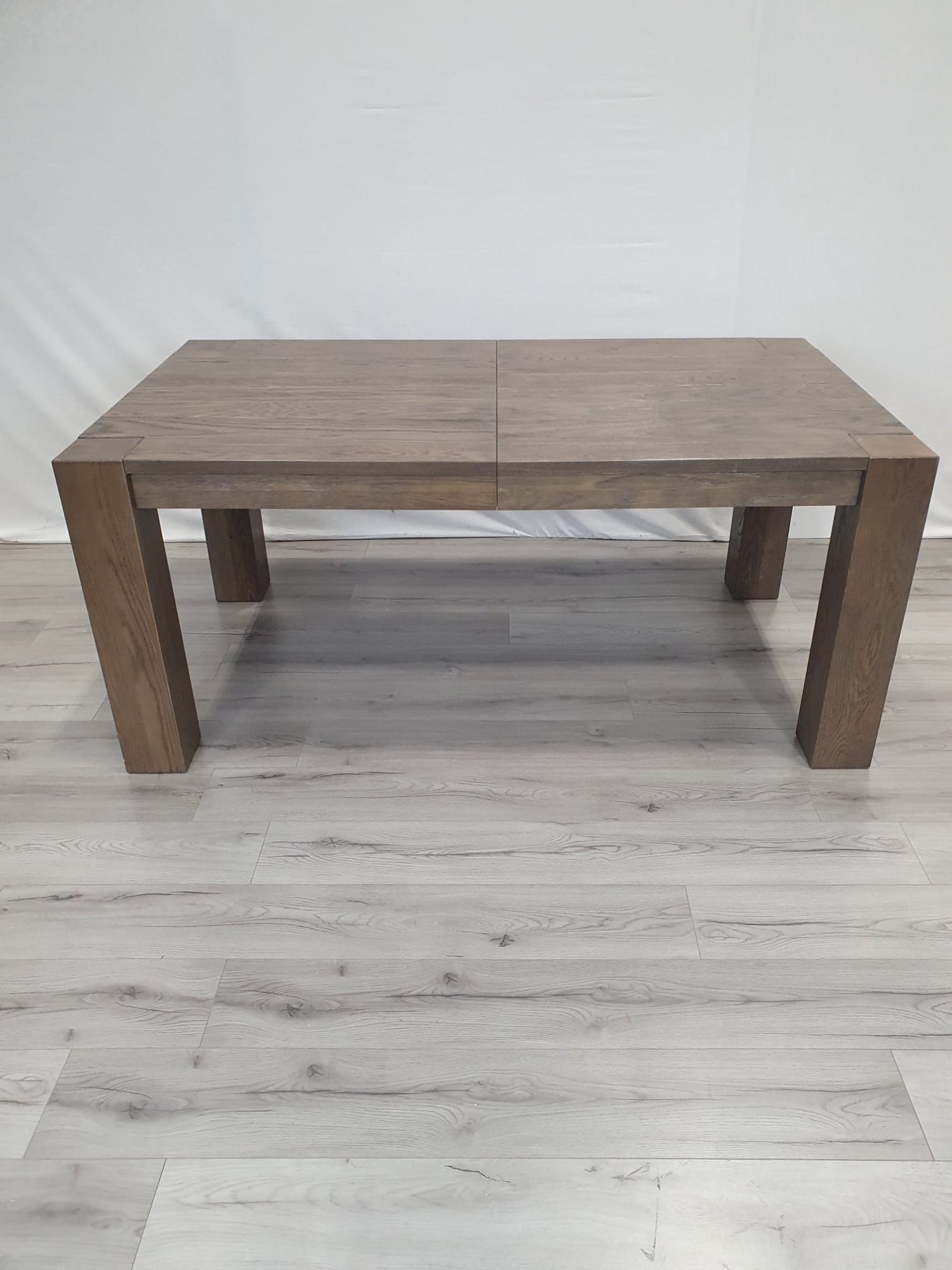 Signature Collection Logan Fumed Oak 6-8 Seat Extending Dining Table ...